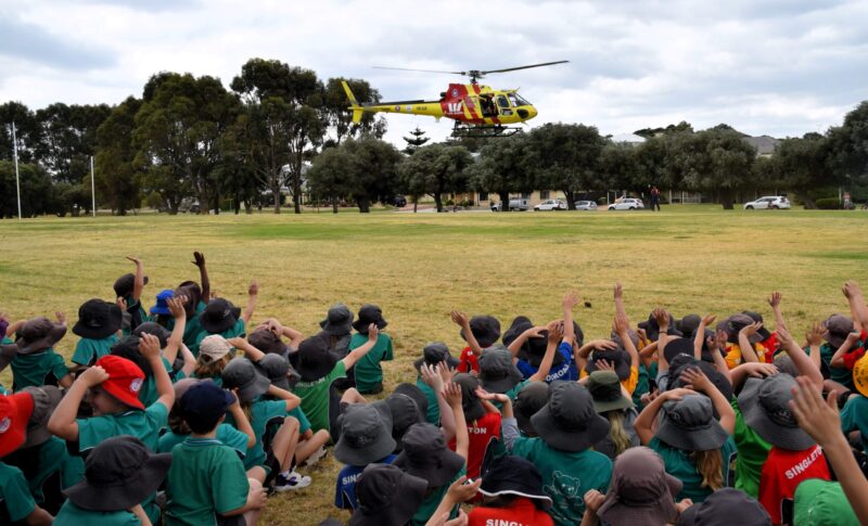 Westpac Helicopter drops in on Singleton Primary School - My Beach